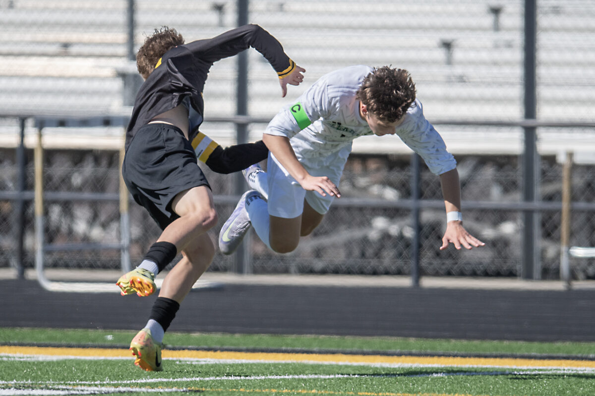 Boys soccer: Buttars beats buzzer with header; Roy edges Clearfield for ...